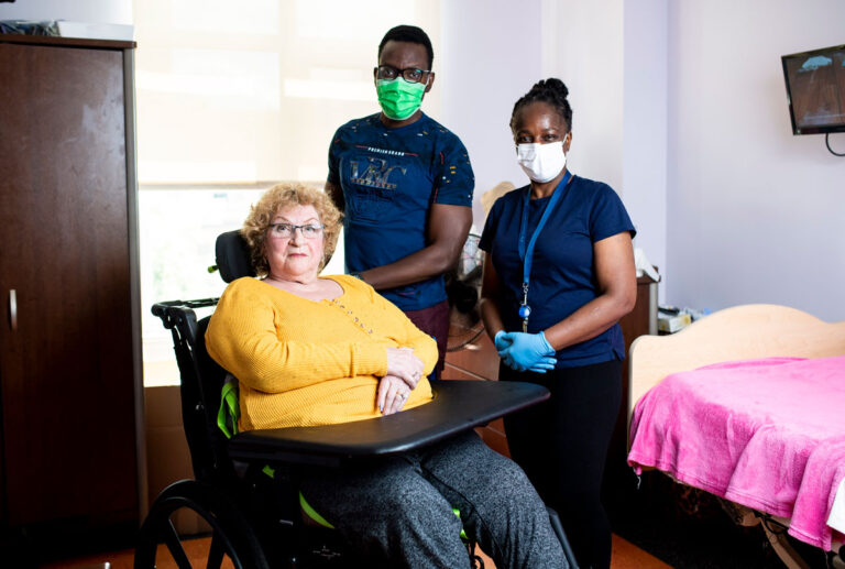 Programs & Services - Ottawa Inner City Health Inc.